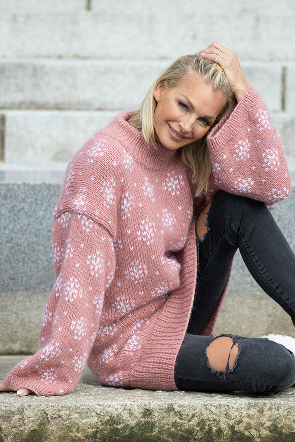 2226-3a Hazel tröja - Garnius - Garnius.se