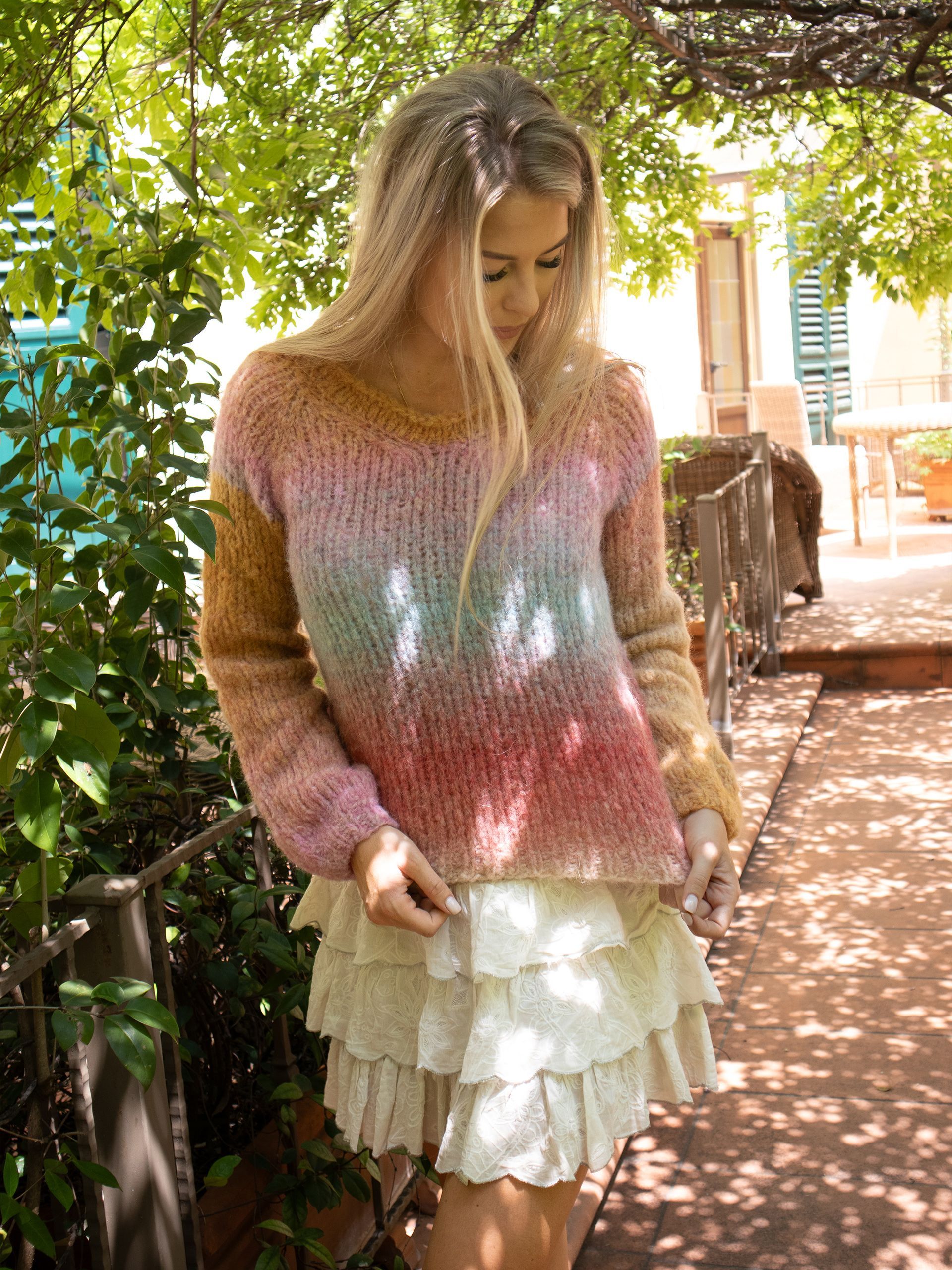 122-15 Daisy genser - Garnius