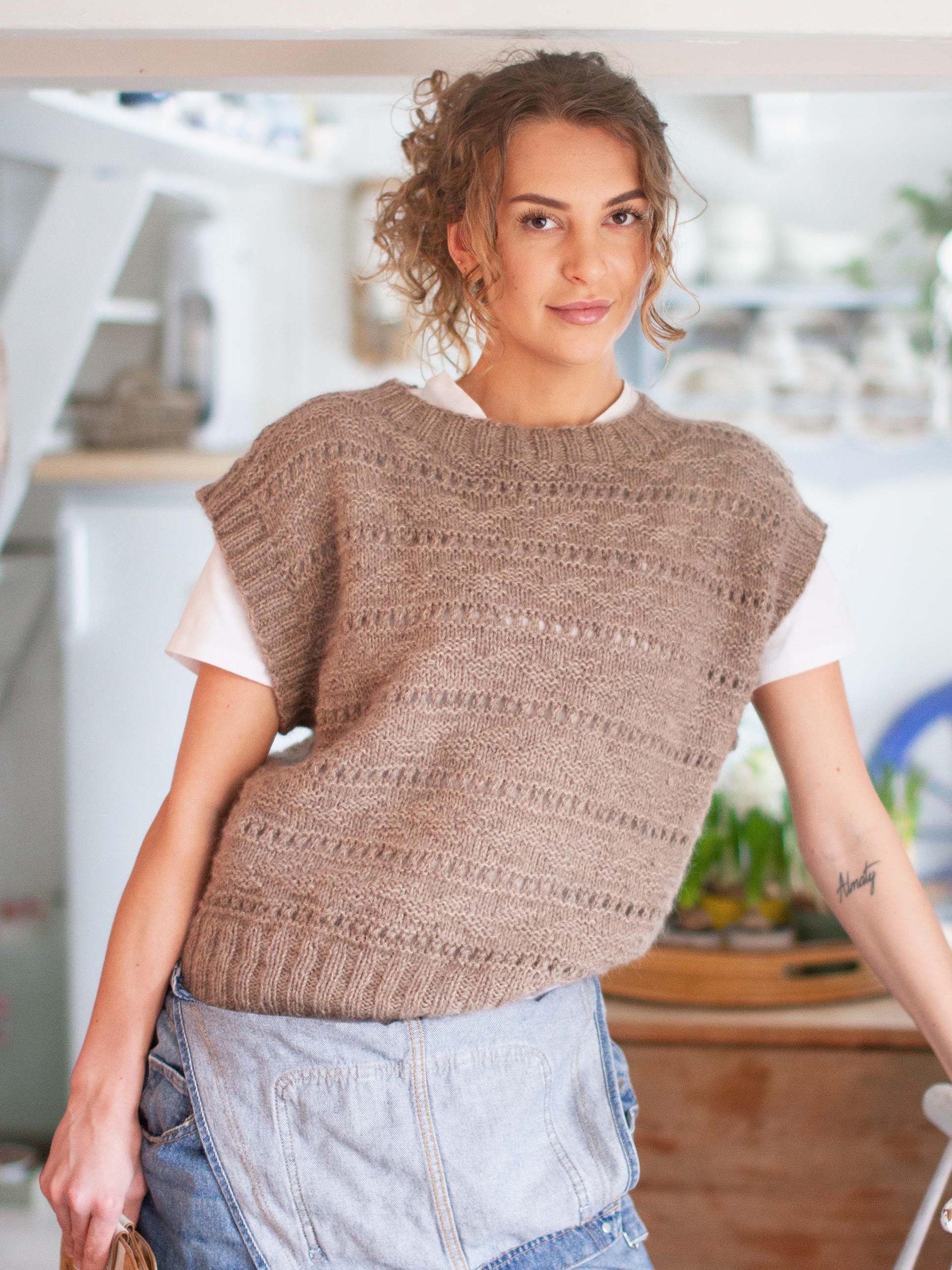 Englamark väst ljus brunmelerad - Garnius - Garnius.se