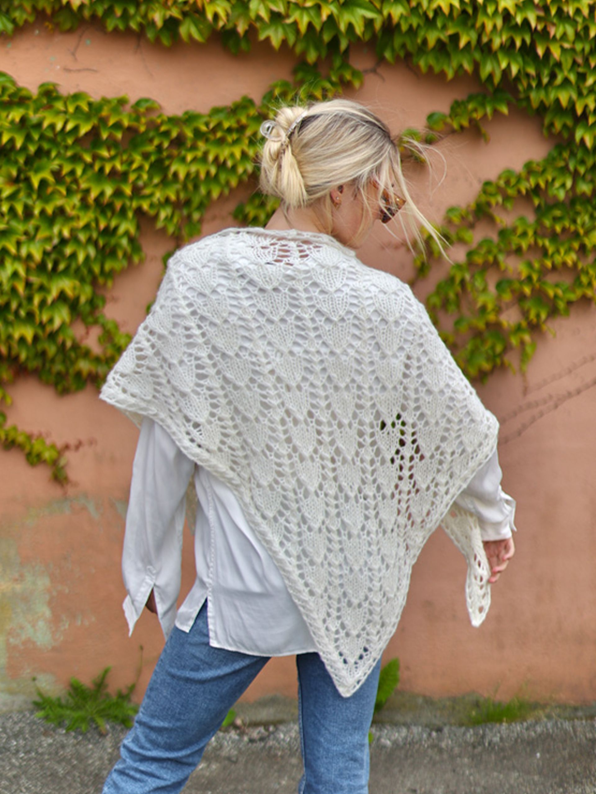 321S-14e LALA SJAL - Garnius