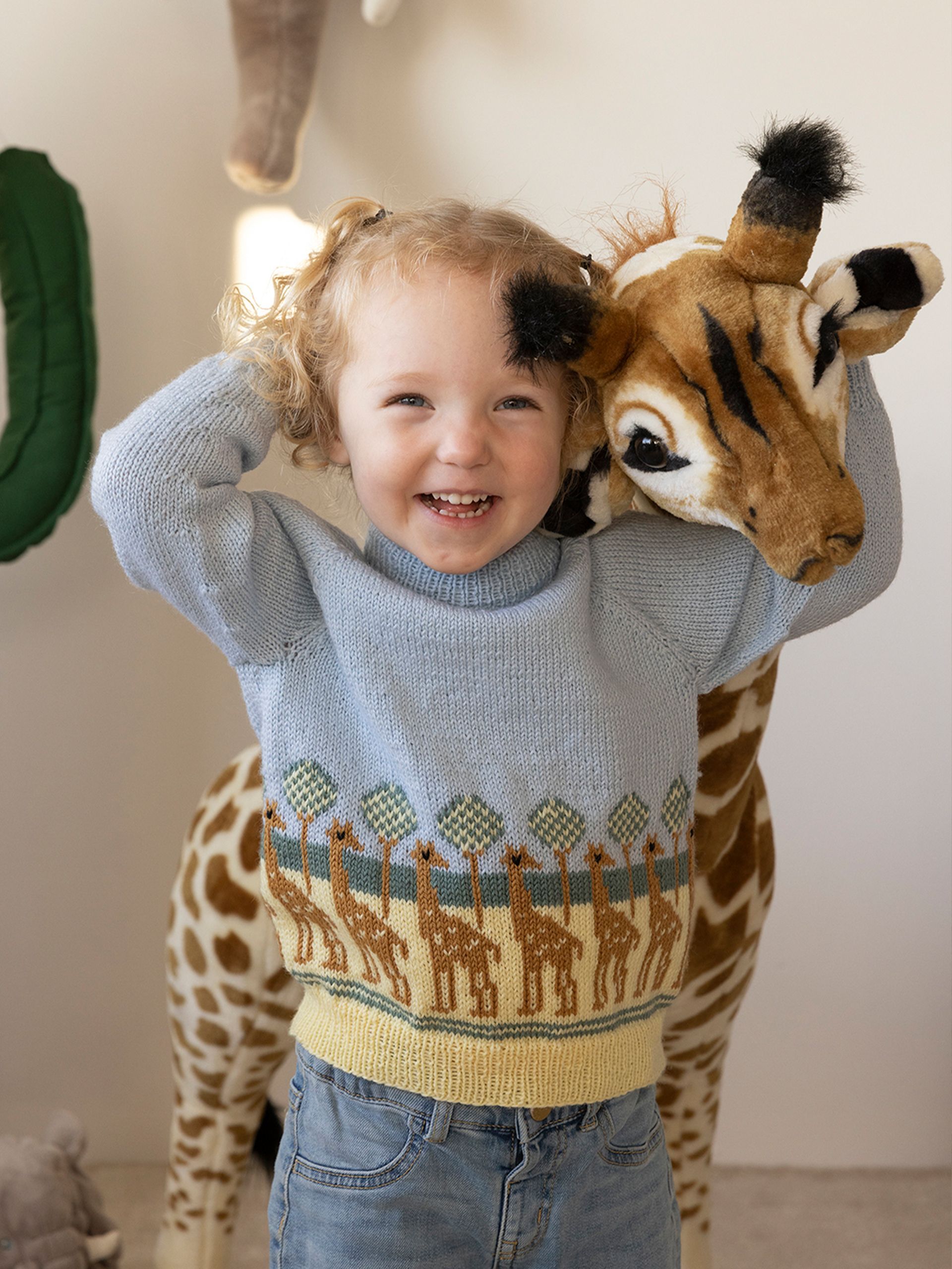 2401-10 Sjiraff genser - Garnius