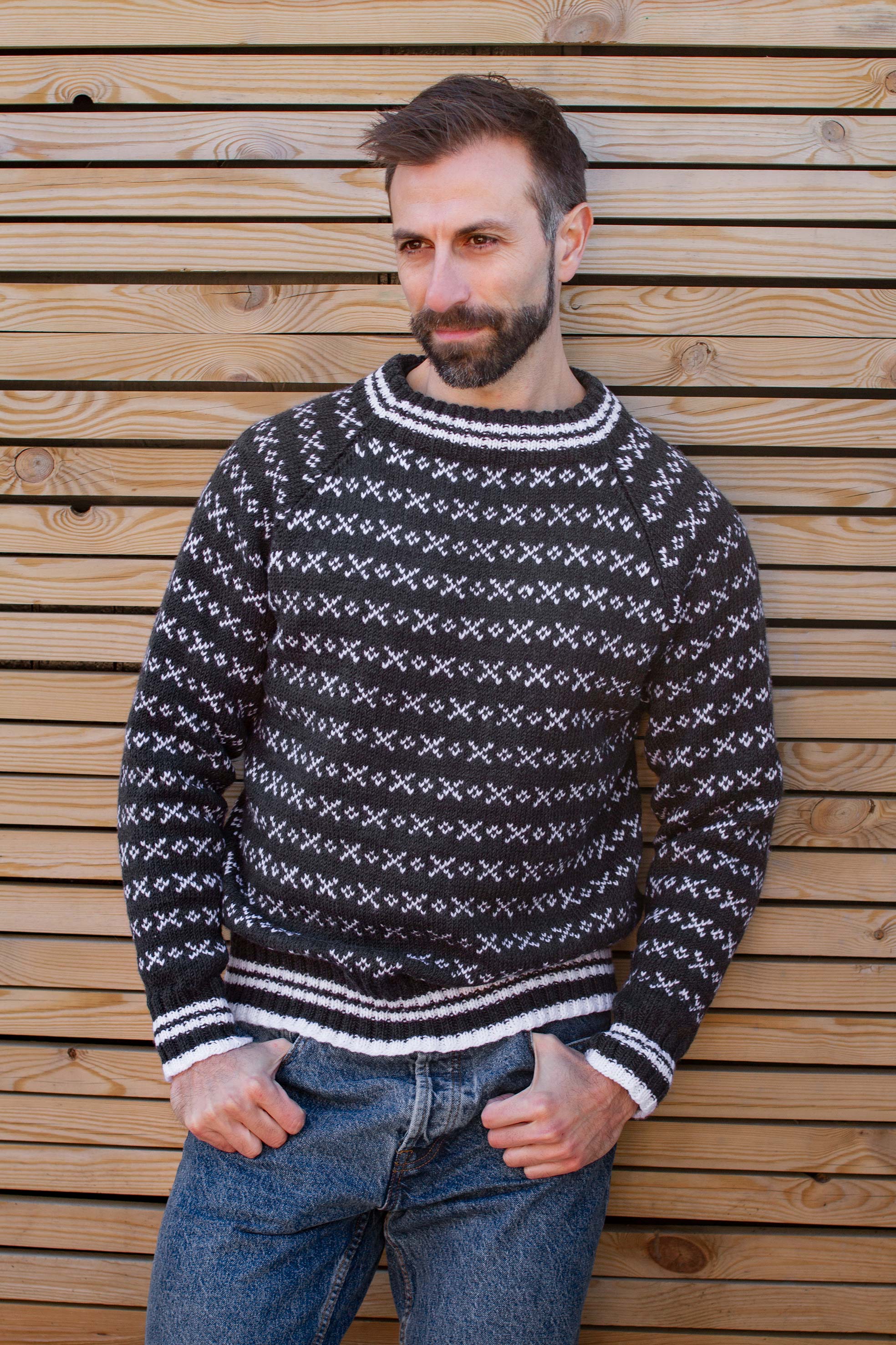 HUSAVIK Islender koksgrå - Garnius - Garnius.se